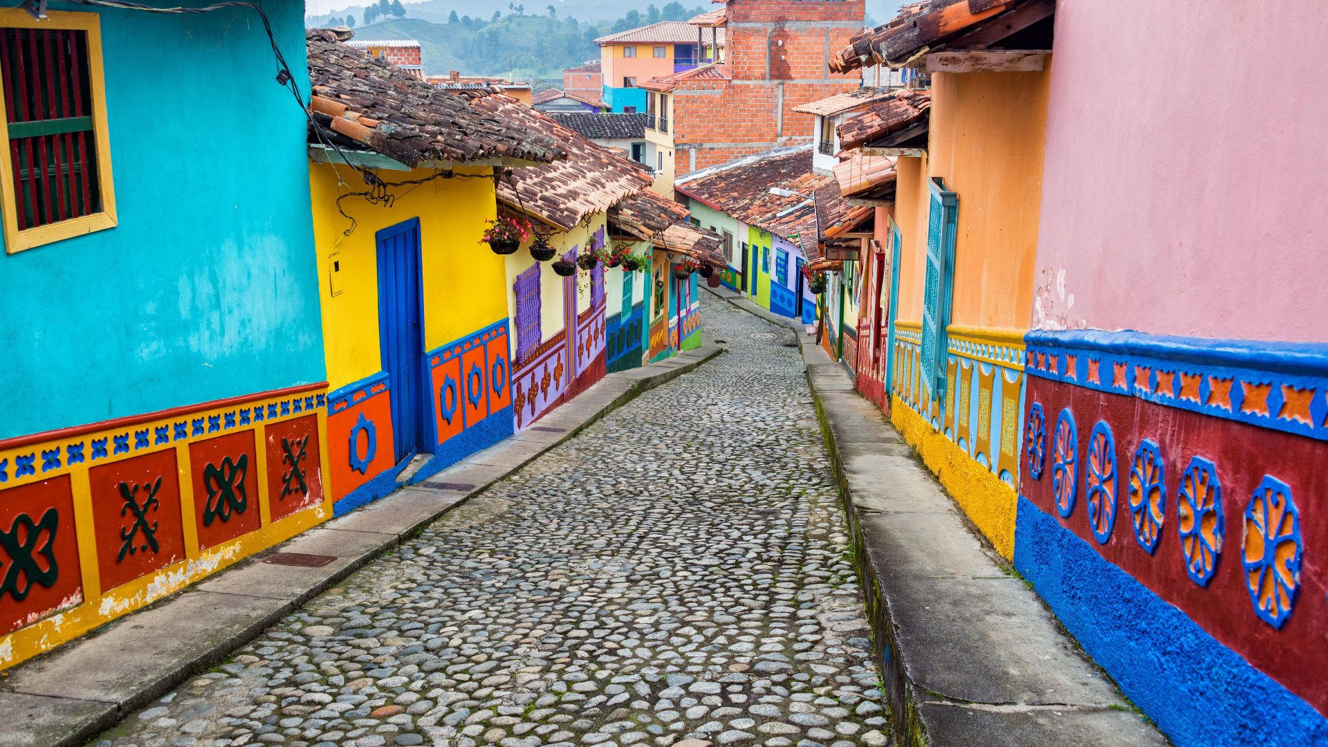 The Best Time to Visit Colombia by Season - Bookaway