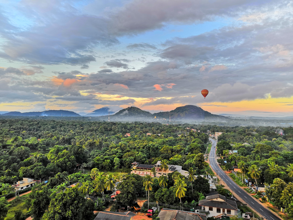 9 Breathtaking Hot Air Balloon Rides Around Asia - Bookaway