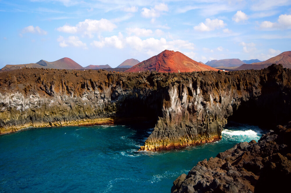 10 Lanzarote Volcanoes For A Fiery Canary Island Trip - Bookaway