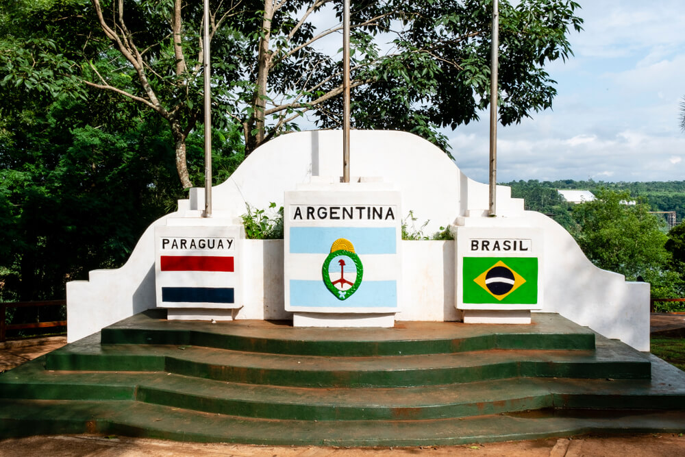 How to Cross the Brazil Paraguay Border by Land - Bookaway