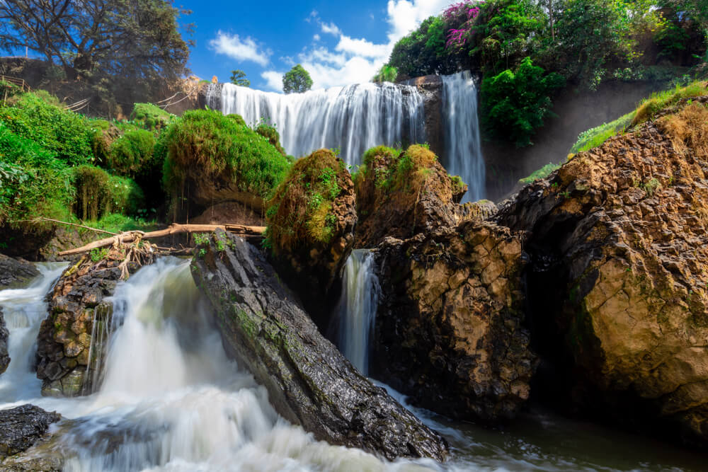 17 Of The Most Beautiful Southeast Asia Waterfalls - Bookaway