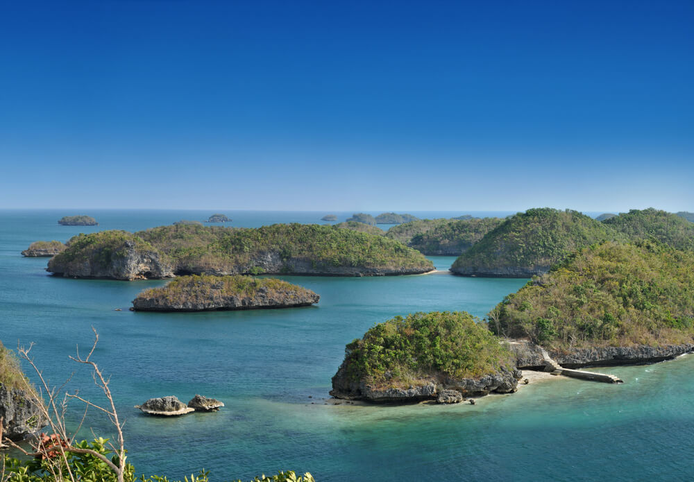 17 of the Best Beaches near Manila in the Philippines - Bookaway