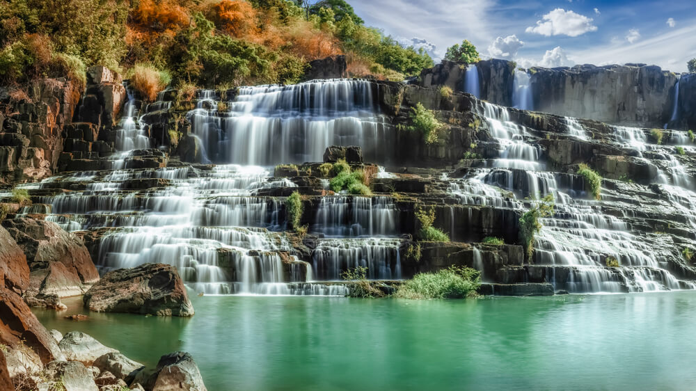 17 Of The Most Beautiful Southeast Asia Waterfalls - Bookaway