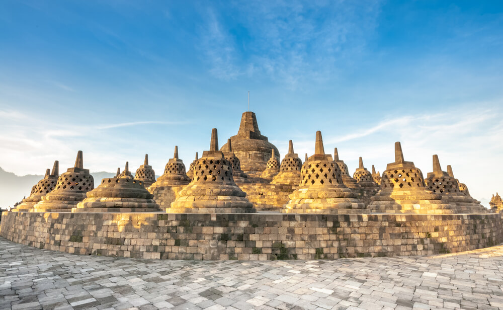 Explore 17 Unforgettable Temples of Southeast Asia - Bookaway